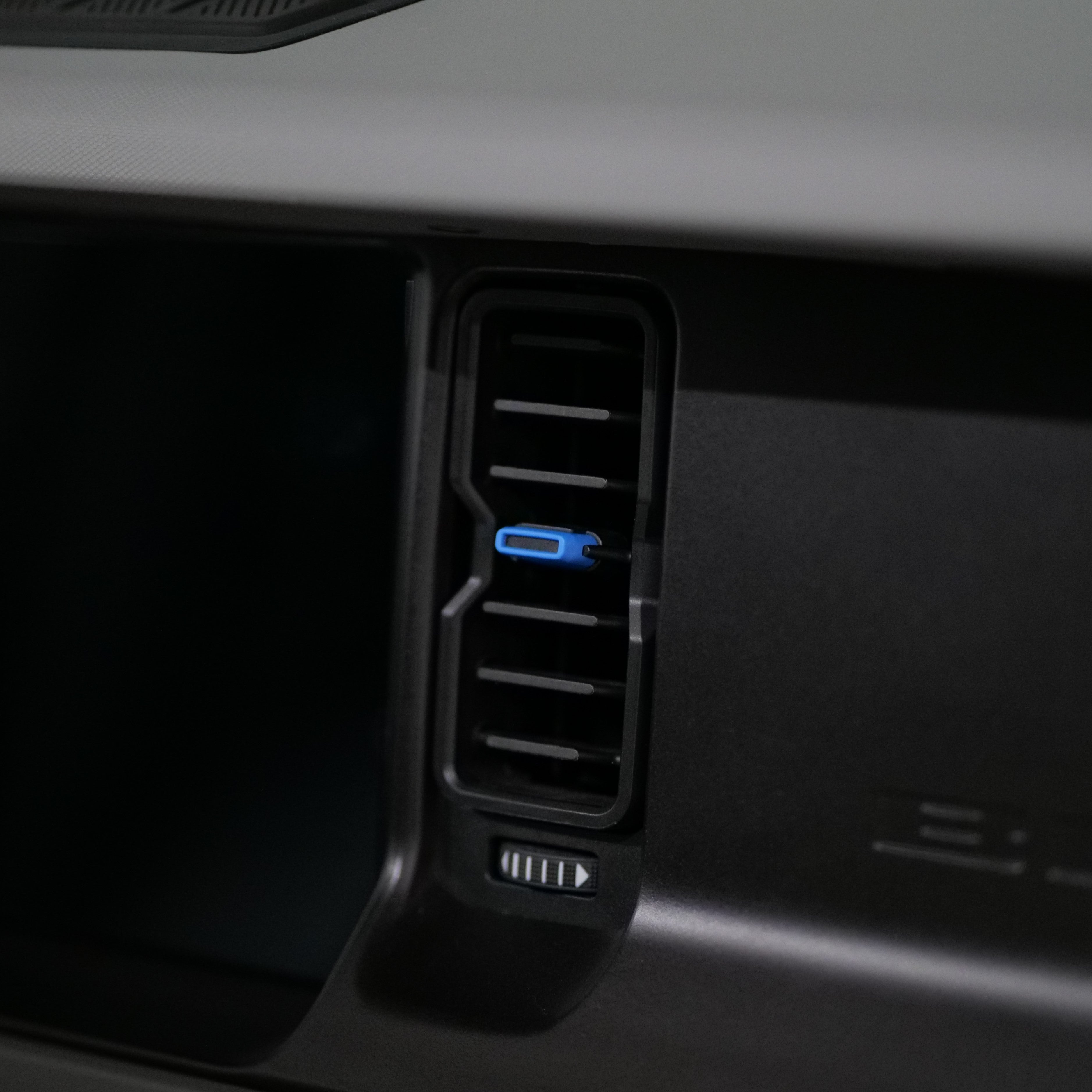 2021+ Set of 4 Bronco Color Vent Clip/Vent Tab Replacements – BDUSA