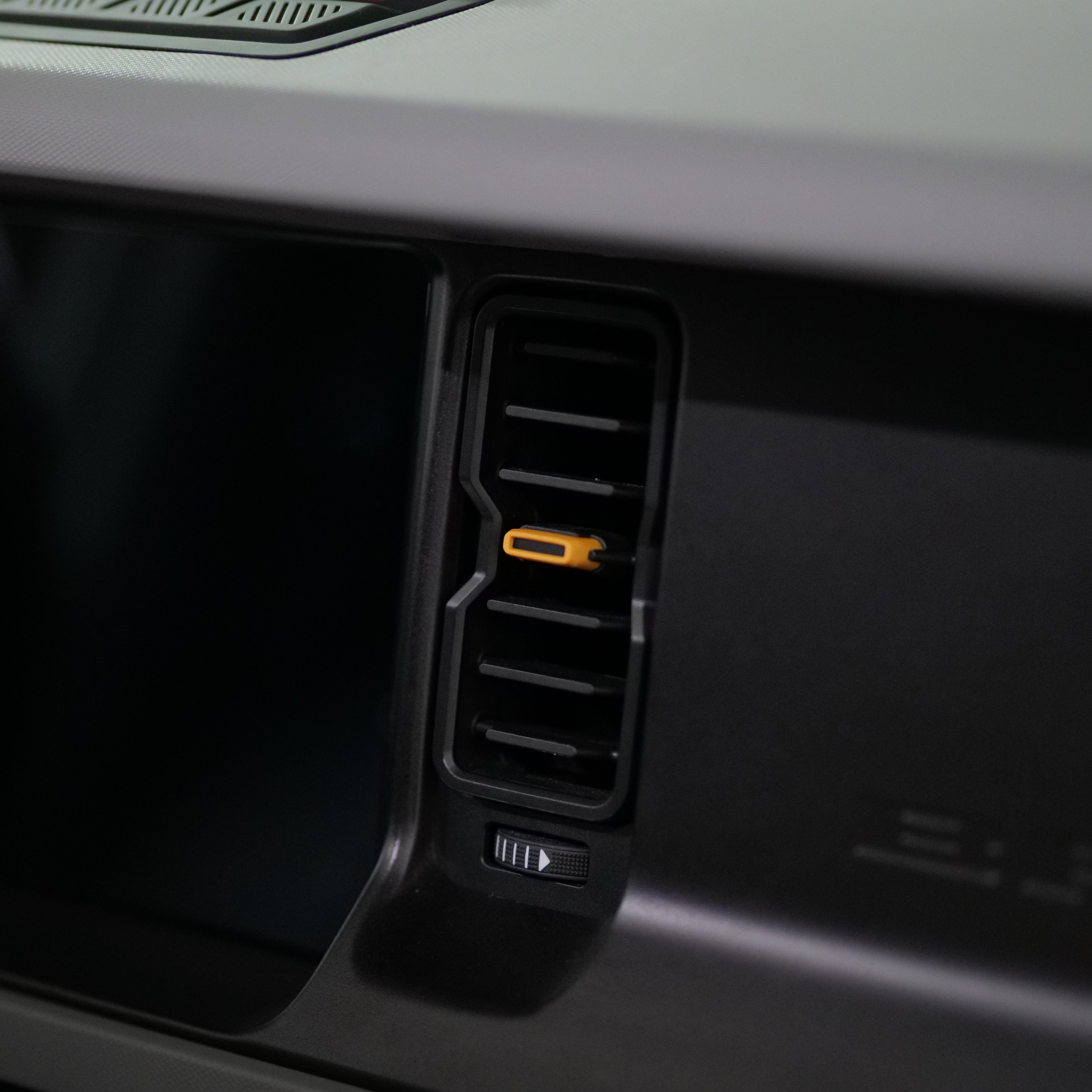 2021+ Set of 4 Bronco Color Vent Clip/Vent Tab Replacements – BDUSA