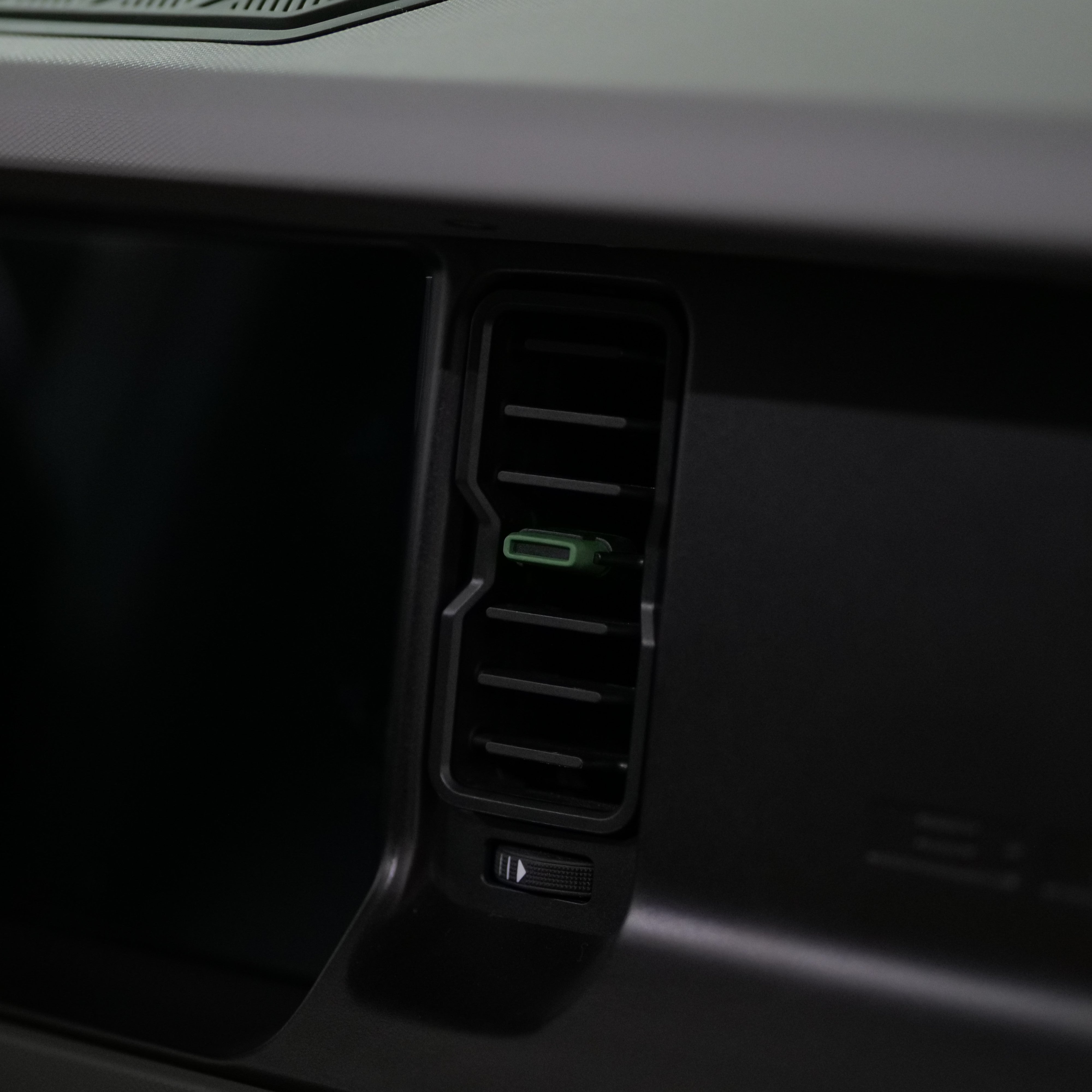 2021+ Set of 4 Bronco Color Vent Clip/Vent Tab Replacements – BDUSA